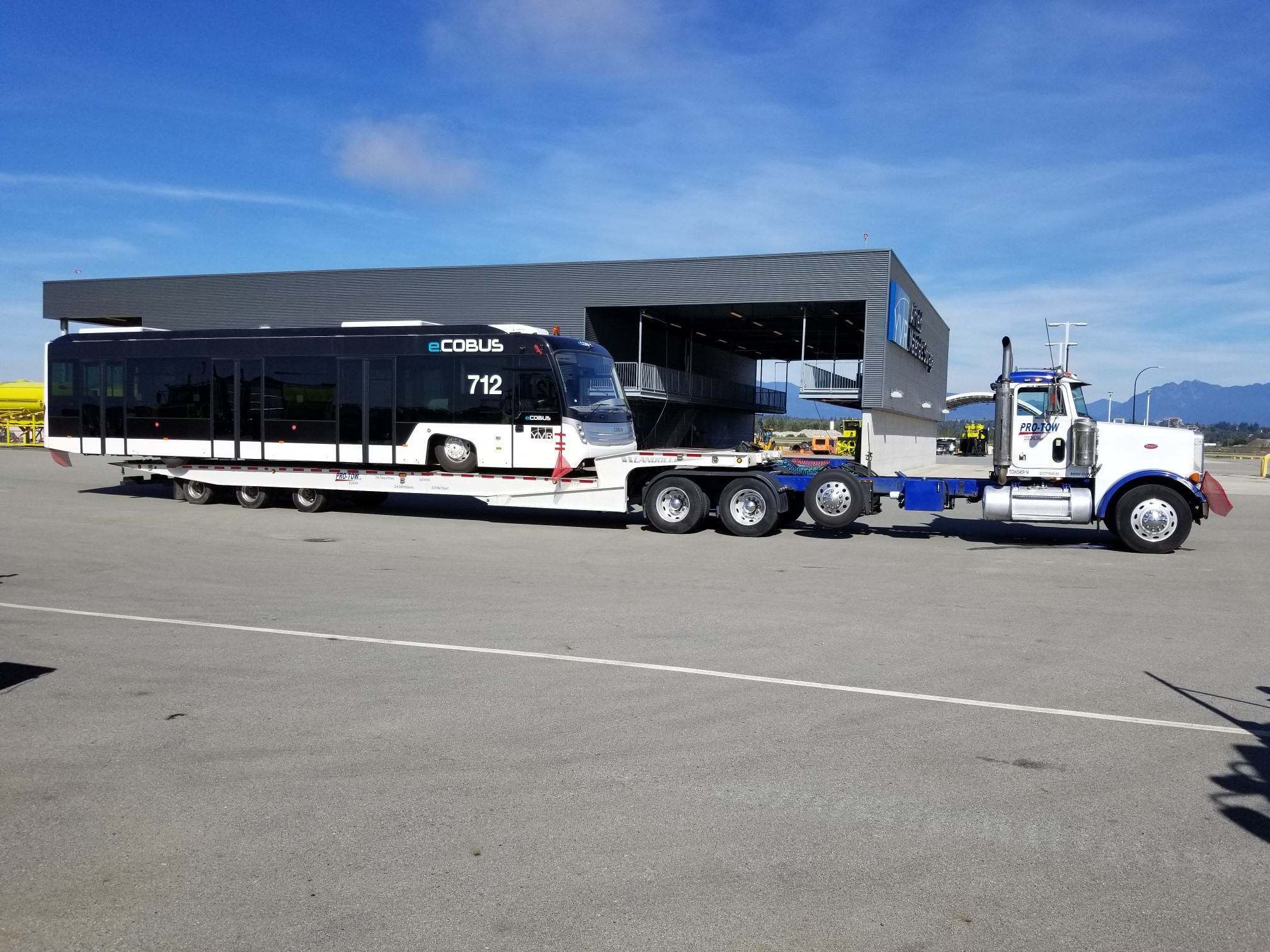 Bus Towing | Pro-Tow 24 Hr Towing