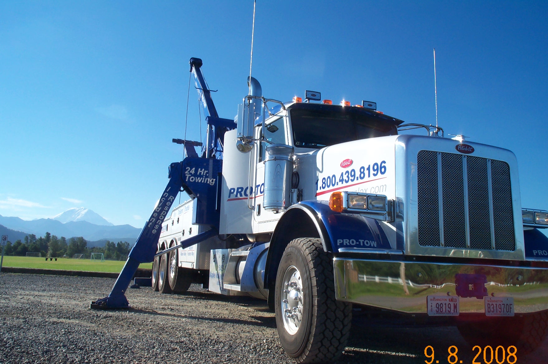 PRO-TOW Heavy Duty Wrecker | Pro-Tow 24 Hr Towing & OnSite Truck Repair