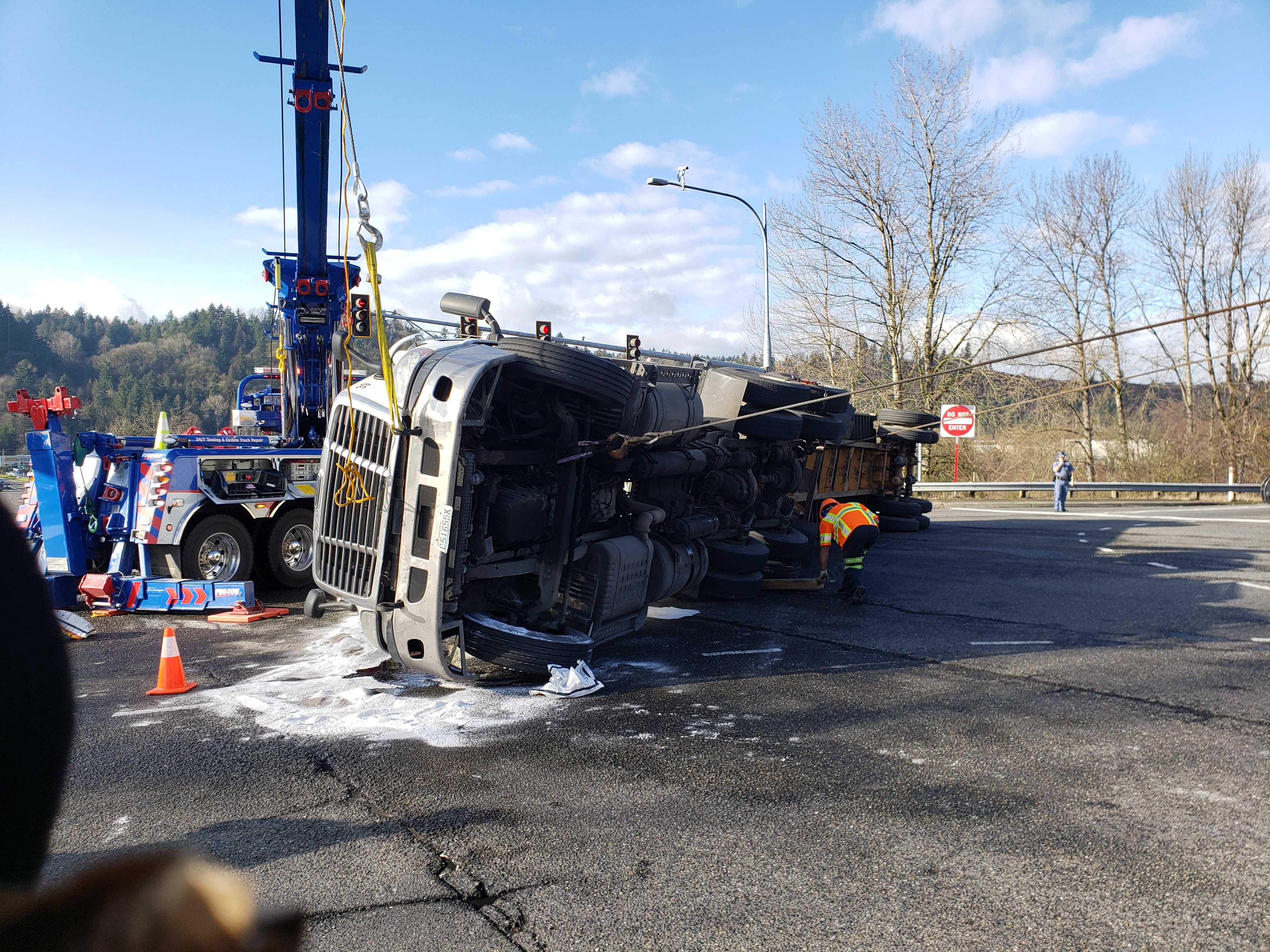 Shipping Container Accident Auburn WA (5) | Pro-Tow 24 Hr Towing