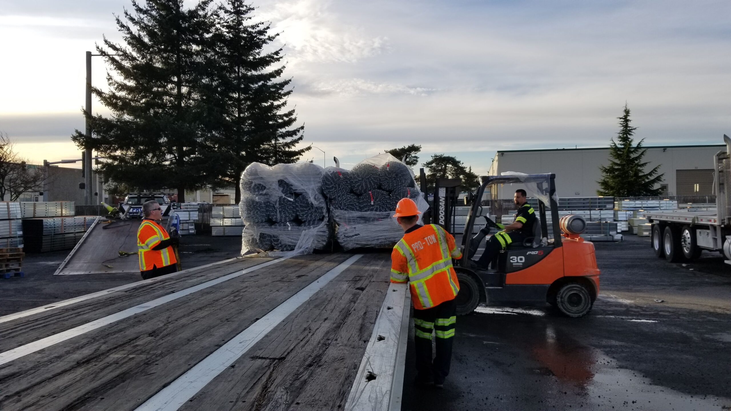 Load Shift Service | Pro-Tow 24 Hr Towing