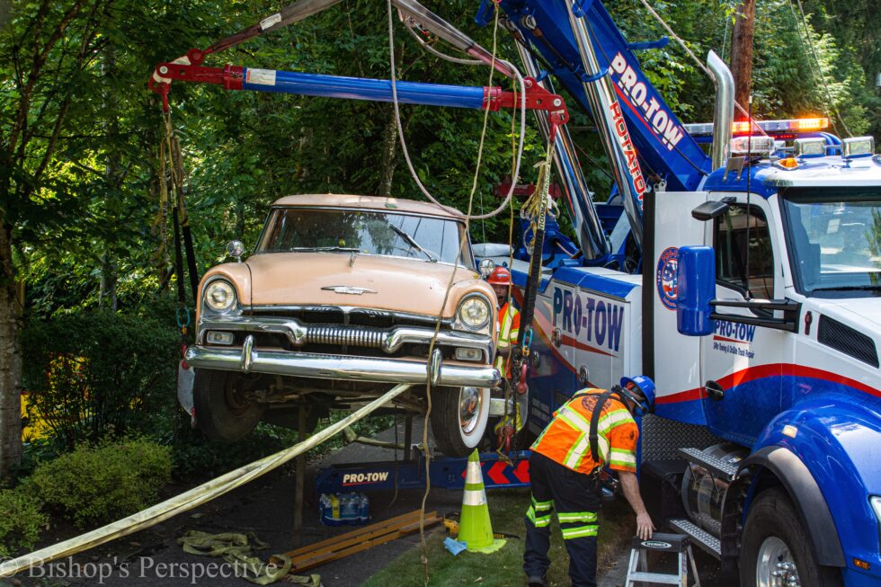 Classic Car Crane Lift Service