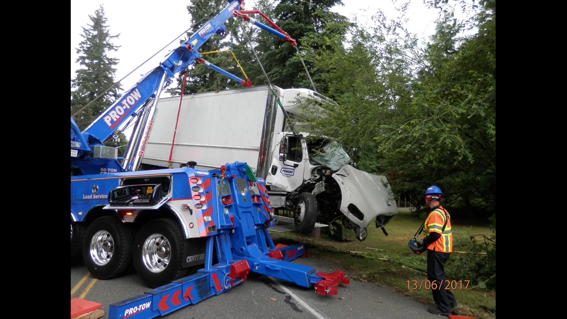 box truck 6 | Pro-Tow 24 Hr Towing