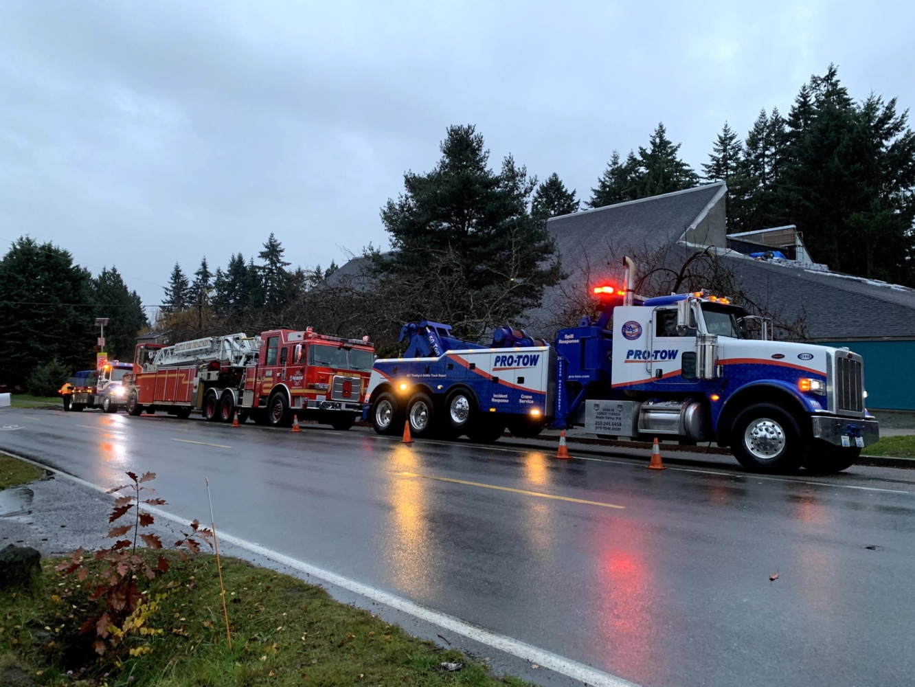 Seattle Fire Trucks Needs Heavy Duty Towing Service